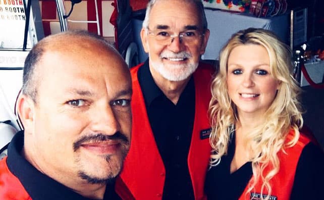 Tuk Tuk Photo Booth - Ultimate Party Nights